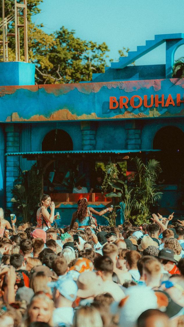 Love Saves The Day 2024 on Woov